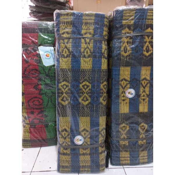 Jual Tikar Plastik - Tiker Plastik Ukuran 1,75 Meter x 1,8 Meter ...