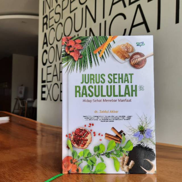 Jual READY STOCK! FREE KUMPULAN RESEP JSR! Buku Jurus Sehat Rasulullah buku JSR dr. Zaidul Akbar ...