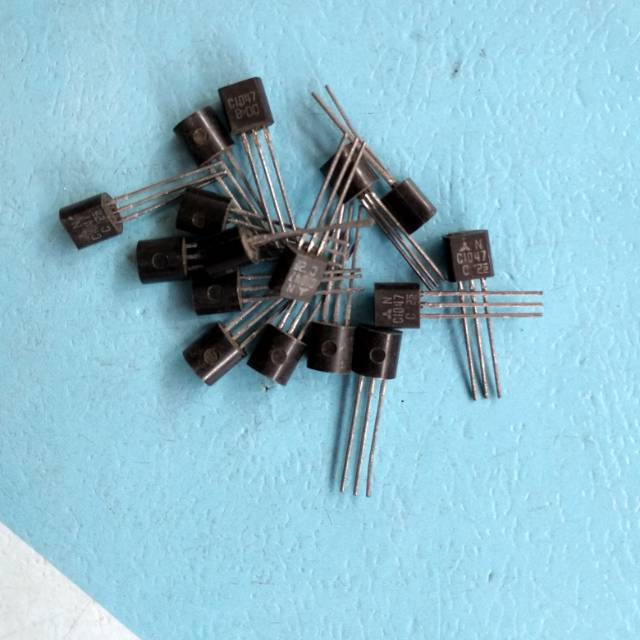 Jual Transistor C1047 kaki 3pin | Shopee Indonesia