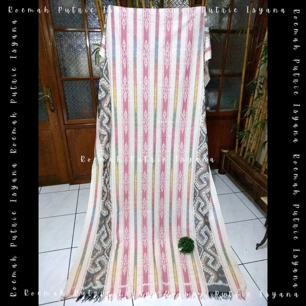 Jual KAIN TENUN ETNIK KATUN ATBM BUKAN PRINT, potongan 2,4 meter ...