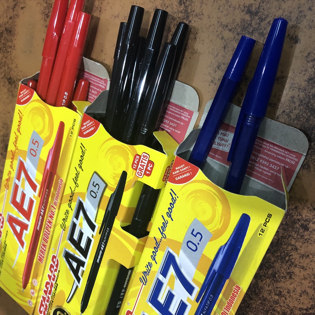 Jual PULPEN BALLPOINT STANDARD AE7 FINE 0.5MM HITAM BIRU MERAH | Shopee ...