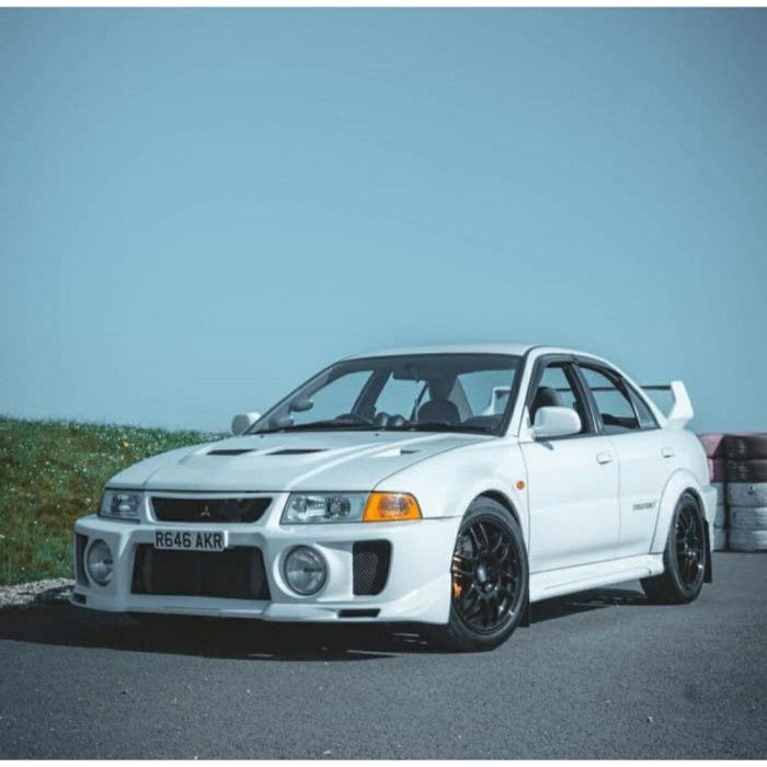 Jual NIKMATI BODY KIT Mitsubishi Evo 5 | Shopee Indonesia