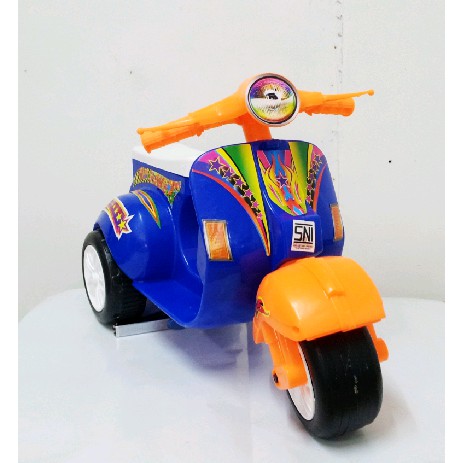 Jual Hadiah/kado ulang tahun anak - Motor skuter vespa roda 3 mix ...