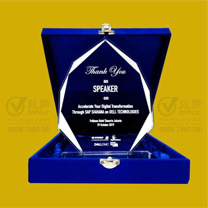 Jual PLAKAT PLUS BOX, PLAKAT CUSTOM, PLAKAT PENGHARGAAN, PLAKAT WISUDA ...