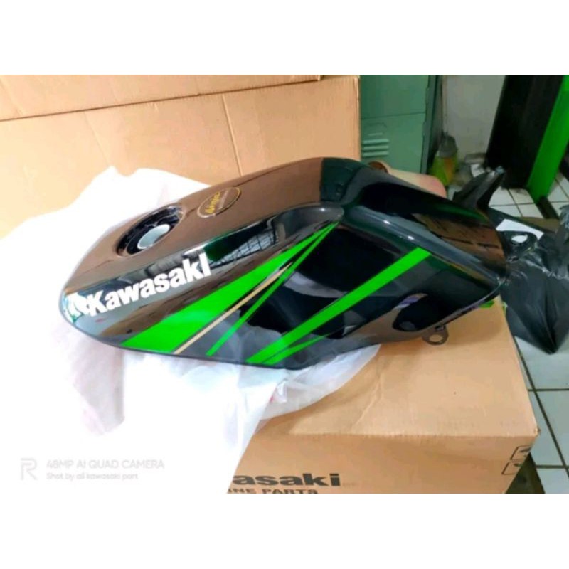 Jual TANGKI BENSIN NINJA R SE HIJAU | Shopee Indonesia