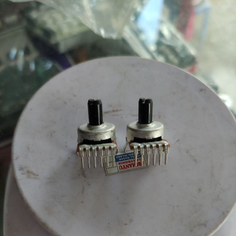 Jual POTENSIO SPEAKER AKTIF POLYTRON NEW ORIGINAL | Shopee Indonesia