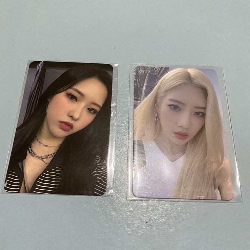 Jual LOONA 12:00 MMT POB, HYEJOO & KIM LIP PHOTOCARD | Shopee Indonesia