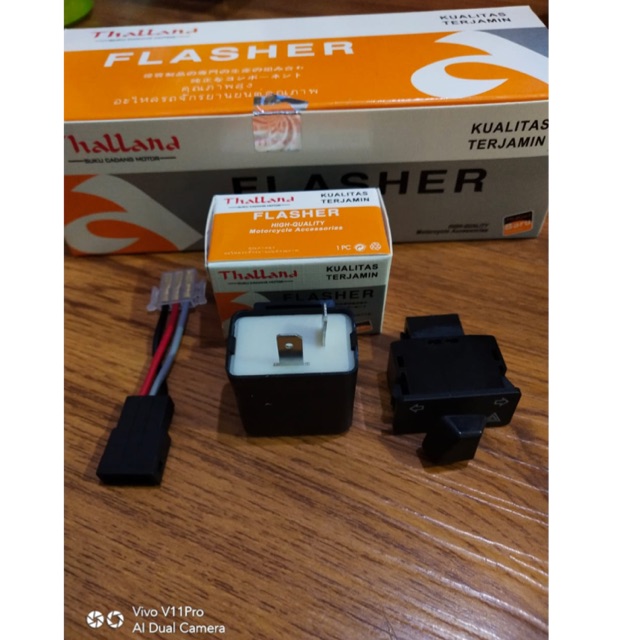 Jual TOMBOL SEN HAZARD PLUS KABEL PLUS PLASER SEN - TOMBOL SEN MODIF ...