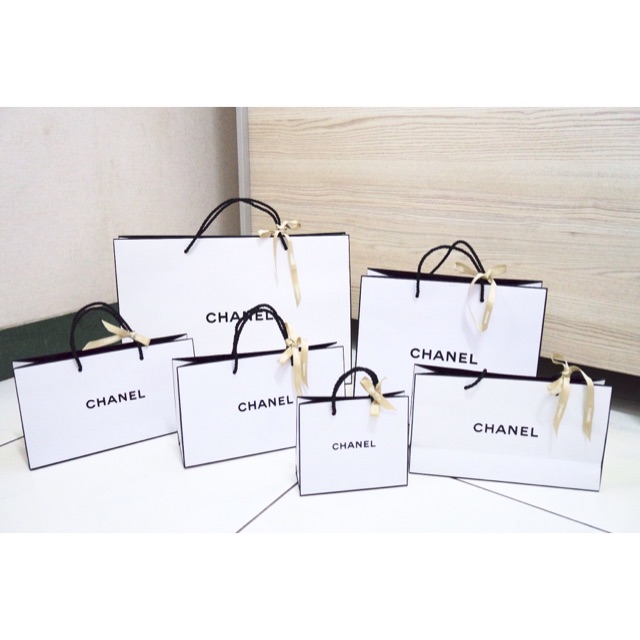 Jual Authentic Chanel White Paperbag Original Cosmetic Paper bag ...