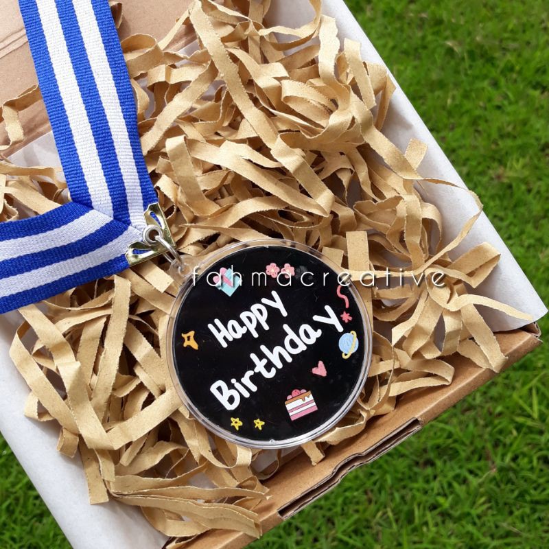 Jual Medali Hadiah custom (Ulang tahun, sempro, wisuda, nikah, teacher ...
