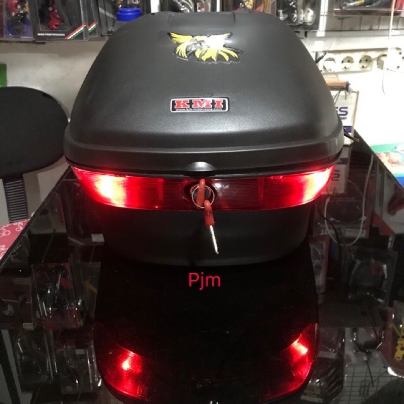 Jual Box Motor Box Belakang Motor KMI Type 301 Kapasitas 20 Liter (Free ...