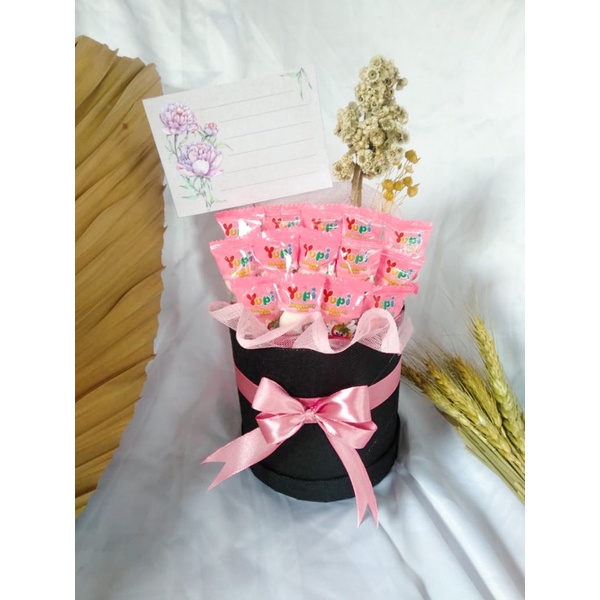 Jual box snack / bouquet snack / bucket snack / buket snack warna pink ...