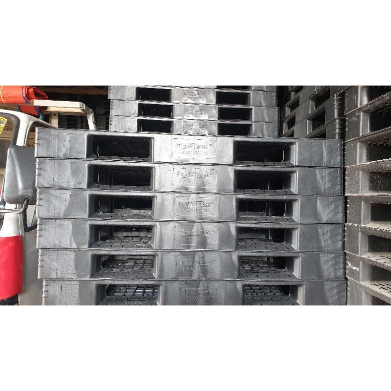 Jual PALET PLASTIK SECOND/PALET PLASTIK UKURAN 110CM X 140CM X 13CM ...