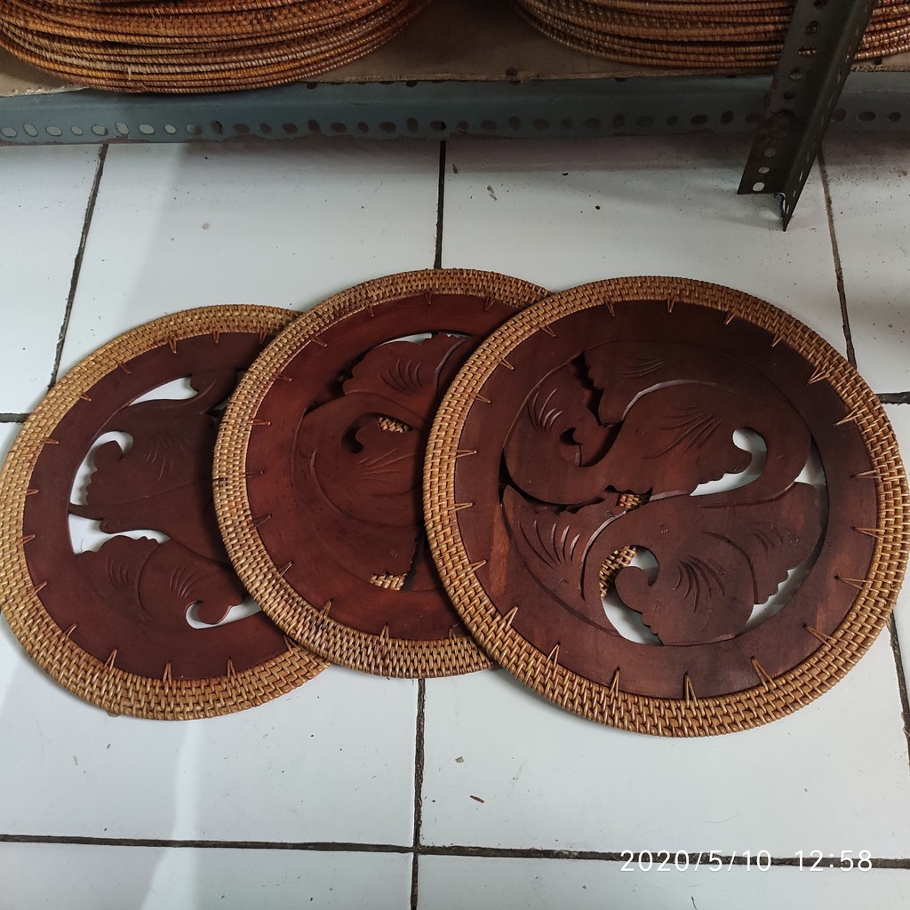 Jual placemat rotan/anyaman rotan/tatakan piring rotan/alas makan rotan ...