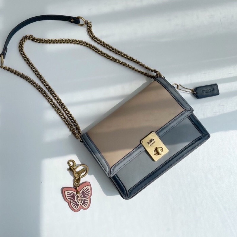 Jual Coach Hutton Shoulder Bag In Colorblock (89070) | Shopee Indonesia