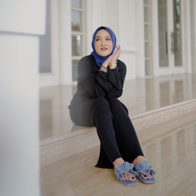 Jual Carrie Flat denim Blue SCARPA x CHACHA THAIB | Shopee Indonesia