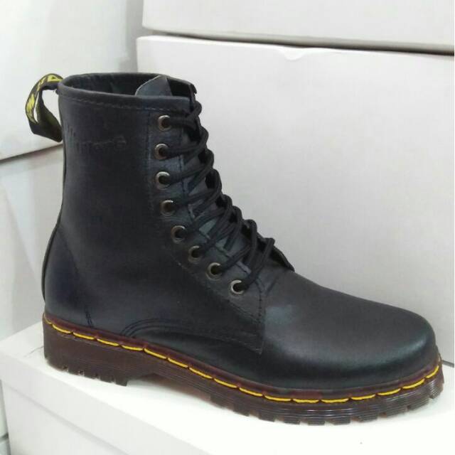 Jual Sepatu docmart 8 hole pria | Shopee Indonesia