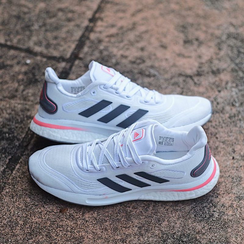 Jual SEPATU RUNING WANITA ADIDAS SUPERNOVA WHITE STRIP GREY ORIGINAL ...