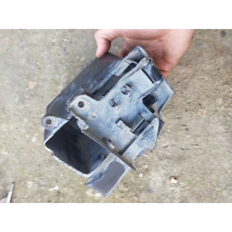 Jual dudukan box aki honda astrea grand legenda bulus | Shopee Indonesia