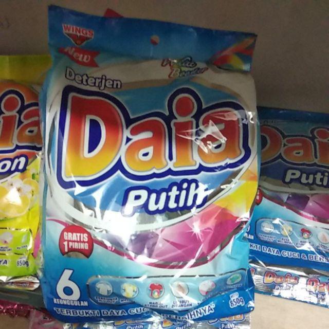 Jual Daia Deterjen + Softener 850g berhadiah piring | Shopee Indonesia