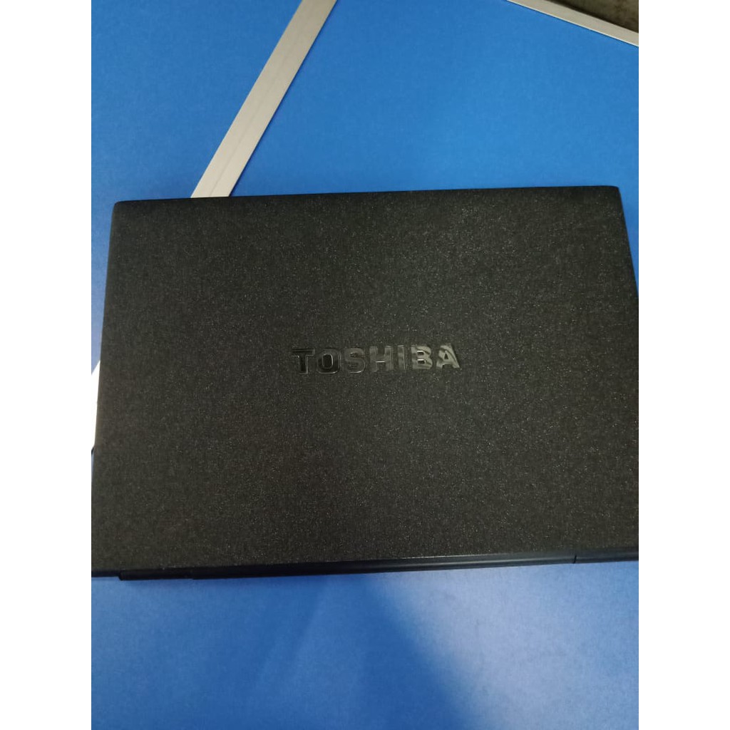 Jual Toshiba R830 R732.. core i5 gen 3. SSD 128 camera wifi slim mulus ...