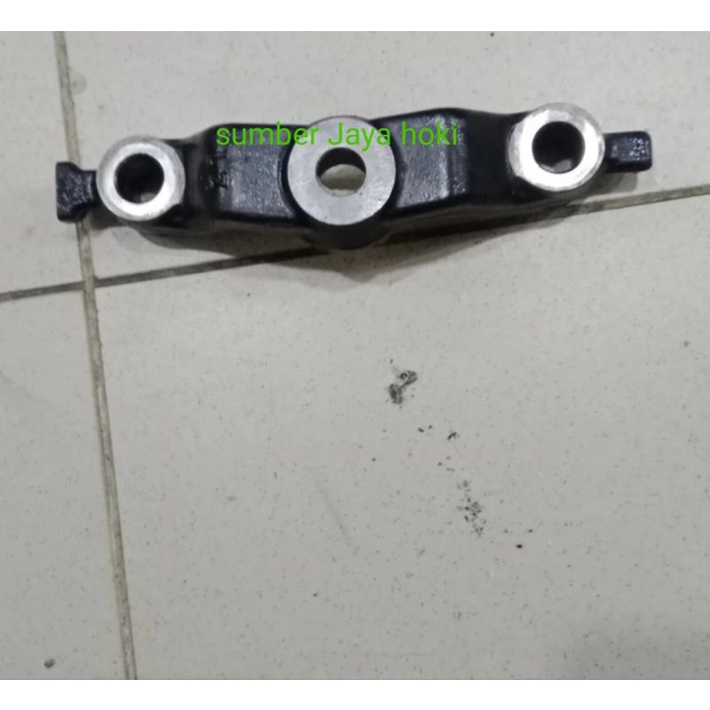 Jual braket KNUCKLE toyota innova reborn | Shopee Indonesia