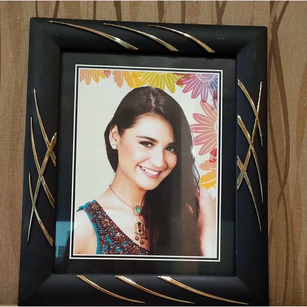 Jual Bingkai Plastik / Frame Foto / Pigura 8R ( 20x25cm ) Maestro 01 ...