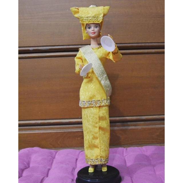 Jual Barbie mattel minang padang original second | Shopee Indonesia