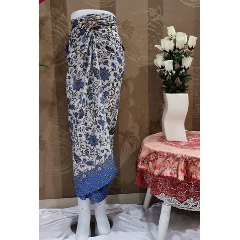 Jual Gallery batik - Rok lilit batik motif tanjung biru | Shopee Indonesia