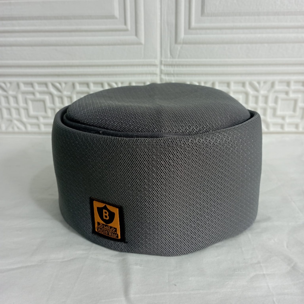 Jual Peci Sonngkok Kopiah Haji Premium Model Terbaru Polos Hitam Putih Abu Biru merk BREADSTR ...