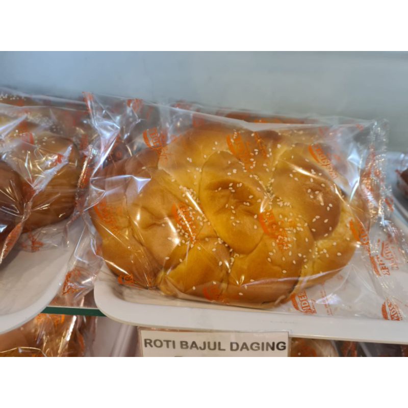 Jual Bajul Roti Wonder Bakery Aneka Isian - Besar (Oleh-oleh Salatiga ...