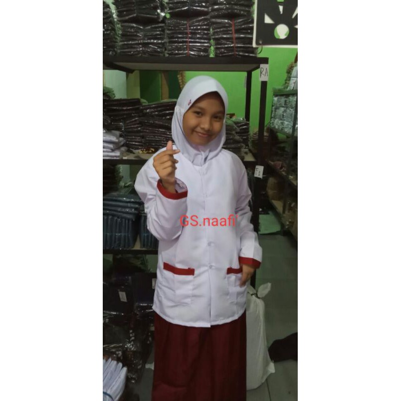 Jual Seragam MI,SDIT putera/Puteri list merah | Shopee Indonesia