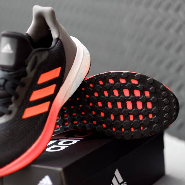 Jual ADIDAS ASTRARUN | Shopee Indonesia
