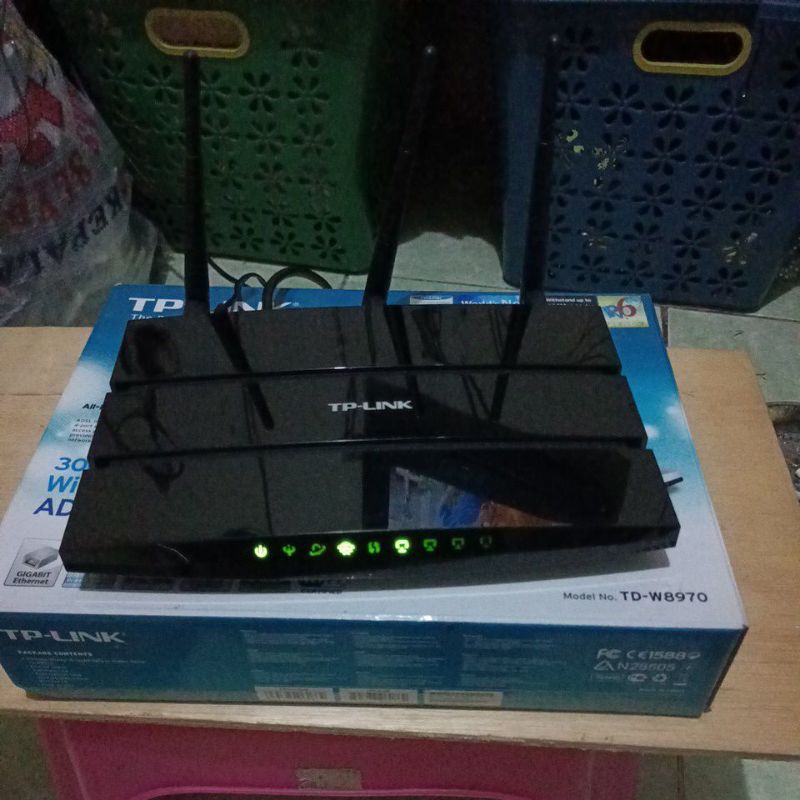 Jual TP-Link TD-W8970 300Mbps Wireless N Gigabit ADSL2 + Modem Router ...
