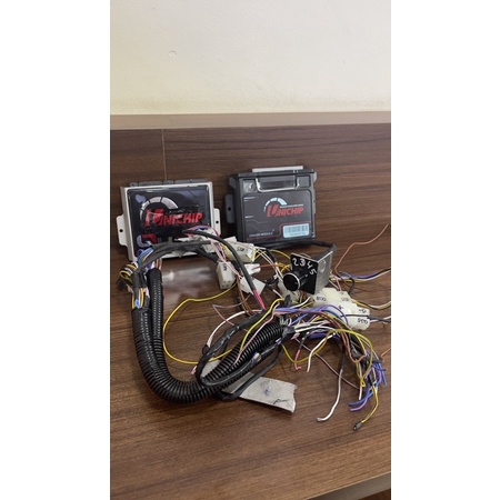 Jual UNICHIP DASTEK Q4 ex fortuner vrz secondd!! | Shopee Indonesia