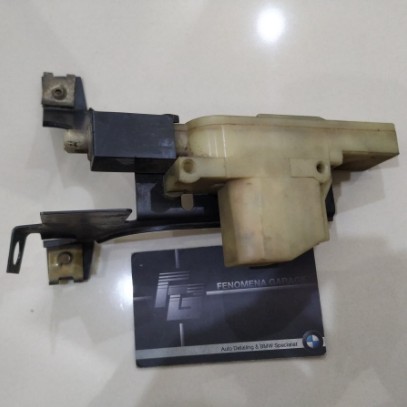 Jual Original Bmw E30 Actuator Motor Fuel Tank 1385119 | Shopee Indonesia