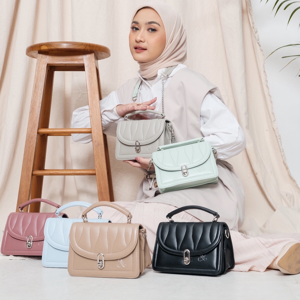 Jual Cleva Sling Bag - Reloashop - Reloastory - Tas Selempang Wanita ...