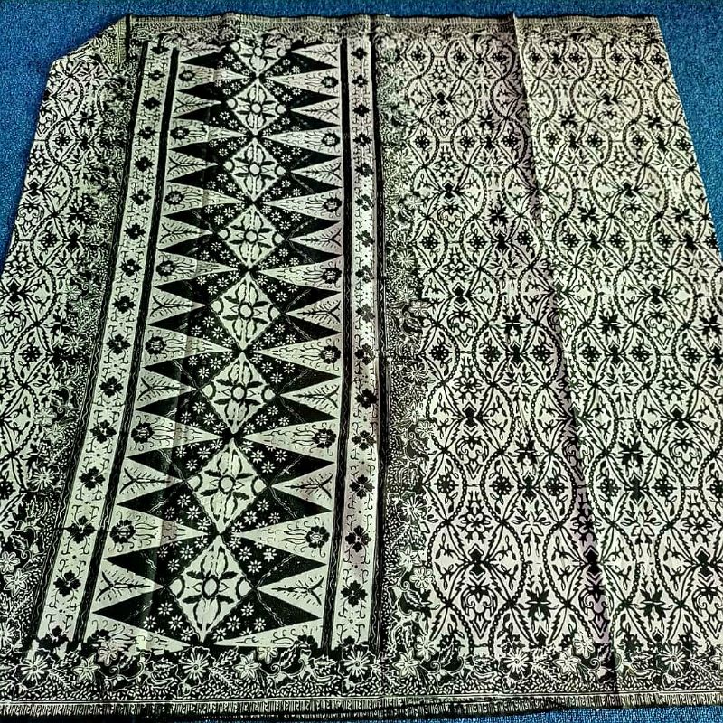 Jual SARUNG BATIK LAR GURDA PREMIUM/SARUNG KANG SANTRI | Shopee Indonesia