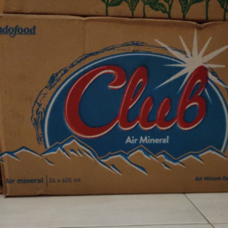 Jual surabaya gosend dus air mineral minum club 600ml | Shopee Indonesia