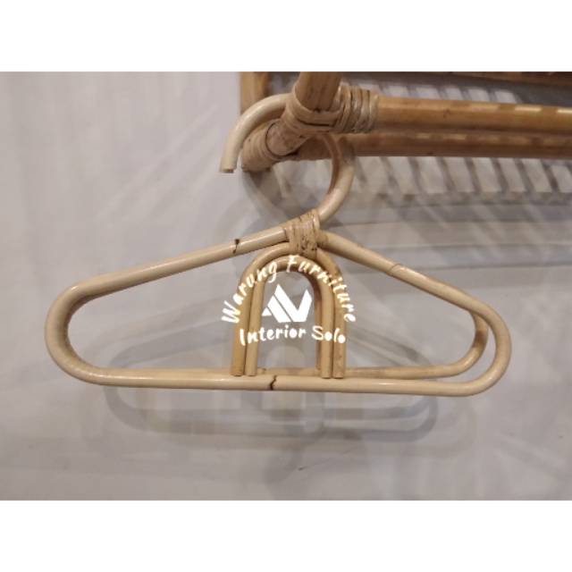Jual Hanger Rotan Anak / Gantungan Baju Rotan Kecil | Shopee Indonesia