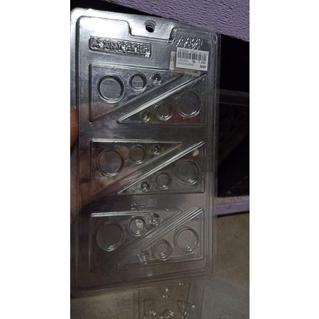 Jual Cetakan mika pagar coklat motif Segitiga Bulat | Shopee Indonesia