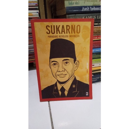 Jual SUKARNO PARADOKS REVOLUSI INDONESIA | Shopee Indonesia