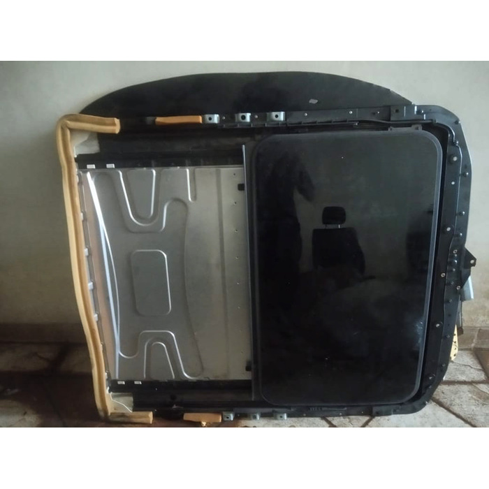 Jual Moonroof BMW E46 Original Part Number include Panel + switch ...