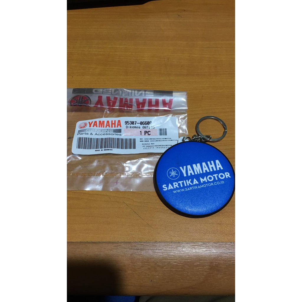Jual Original Nut Dudukan Plat Nomor Yamaha Nmax | Shopee Indonesia