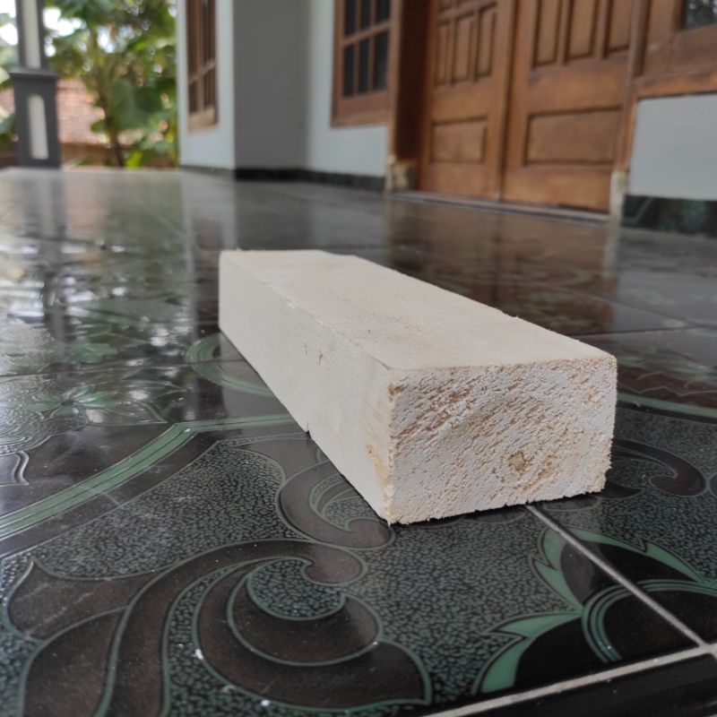 Jual Balok Kayu Sengon Laut Albasia / Pallet Ukuran Tebal 5 cm , Lebar ...