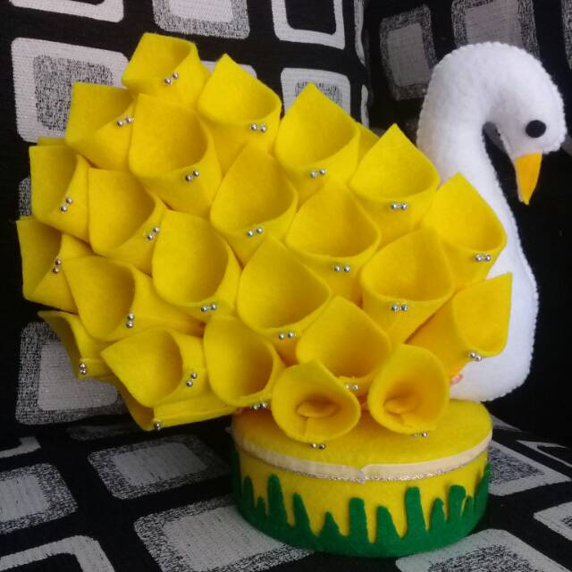 Jual Bebek tempat permen lebaran tempat permen unik | Shopee Indonesia