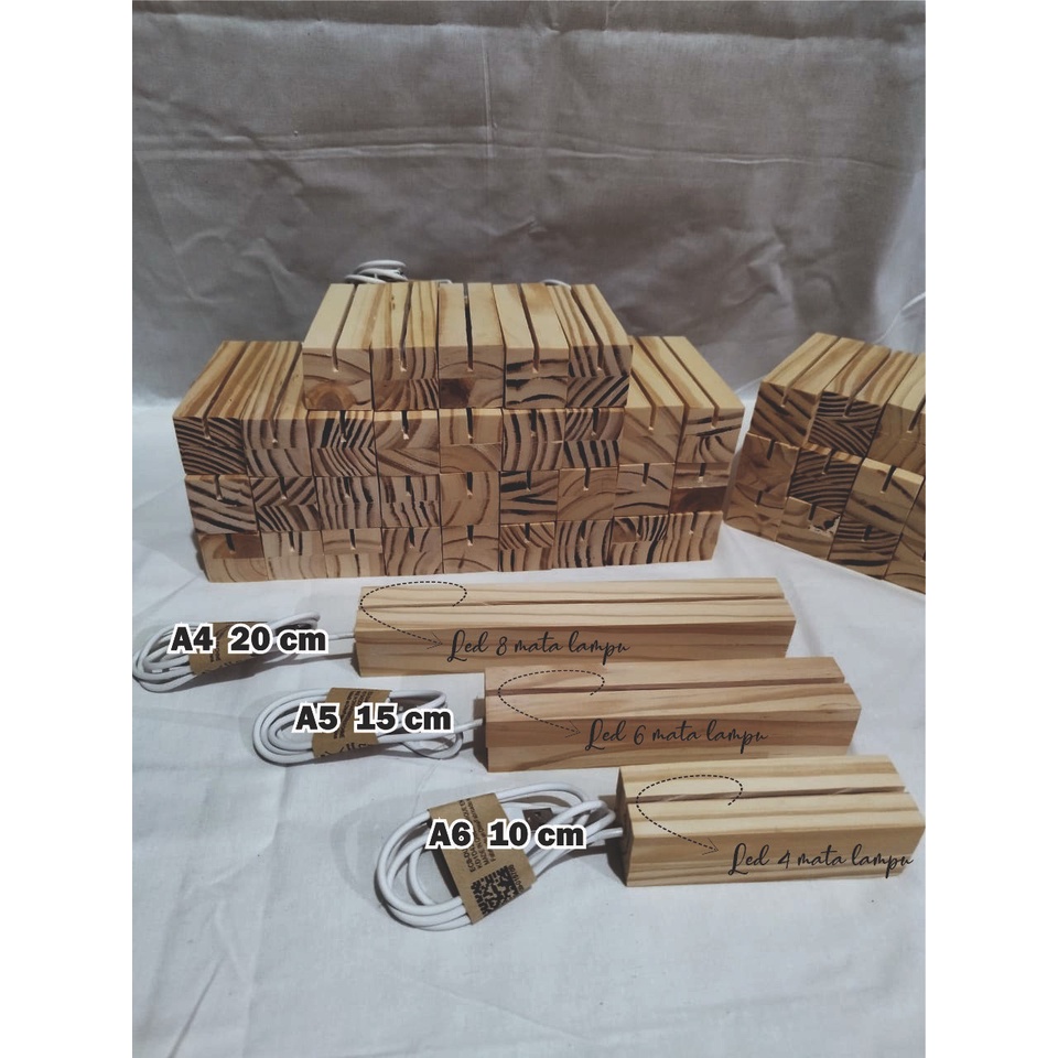 Jual grosir standing kayu acrilik holder A5/Stand kayu led/Tatakan ...