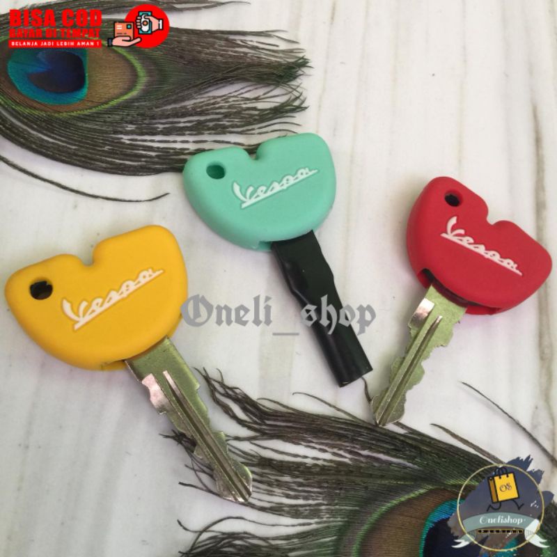 Jual SILIKON Kunci vespa piaggio modern matic glowinthedark kunci vespa ...