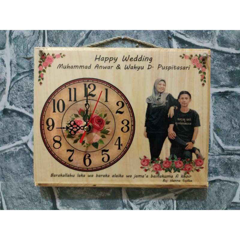 Jual JAM DINDING KAYU / JAM KAYU / JAM CUSTOM / KADO UNIK | Shopee ...