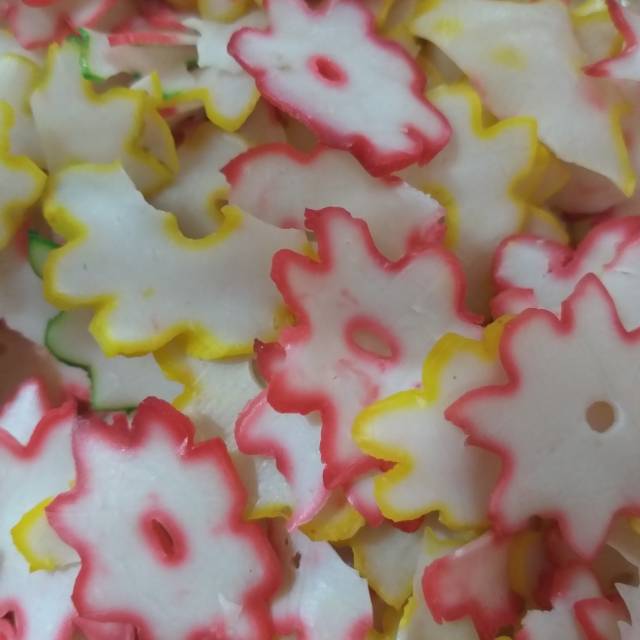 Jual [200 gr] Kerupuk tersanjung, kerupuk bunga, kerupuk seblak ...